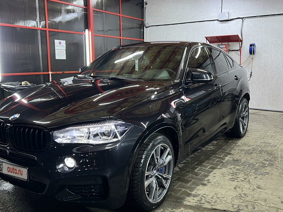 Купить б/у BMW X6 II (F16) 40d 3.0d AT (313 л.с.) 4WD дизель автомат в Подольске: чёрный БМВ Х6 ...