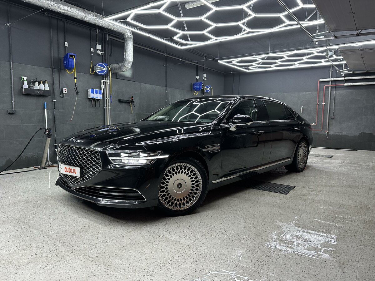 Купить б/у Genesis G90 I Рестайлинг Limousine 5.0 AT (413 л.с.) 4WD ...