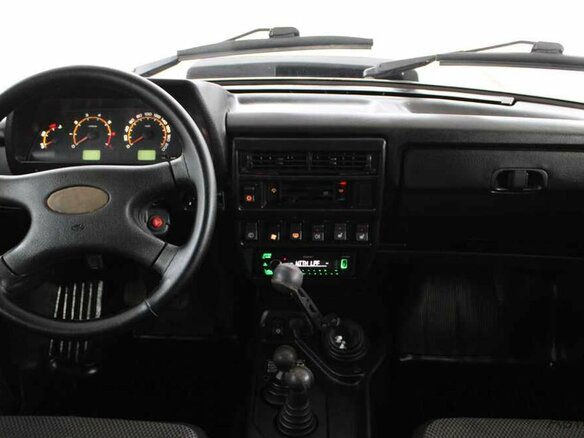 Купить б/у Lada (ВАЗ) 2121 (4x4) I Рестайлинг 1.7 MT (83 л.с.) 4WD бензин механика в Москве ...