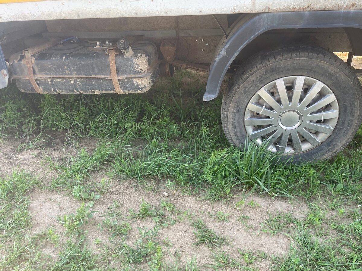 Купить б/у ГАЗ Соболь (2252) бензин механика в Москве: синий ...