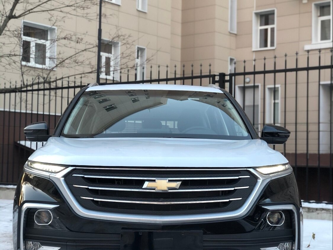 Купить б/у Chevrolet Captiva II 1.5 CVT (147 л.с.) бензин вариатор в Москве: чёрный Шевроле ...