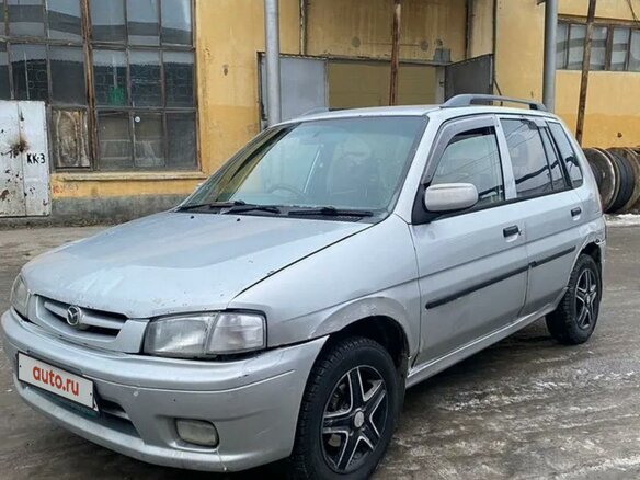 Купить б/у Mazda Demio I (DW) 1.3 AT (83 л.с.) бензин автомат в Екатеринбурге: серый Мазда Демио ...