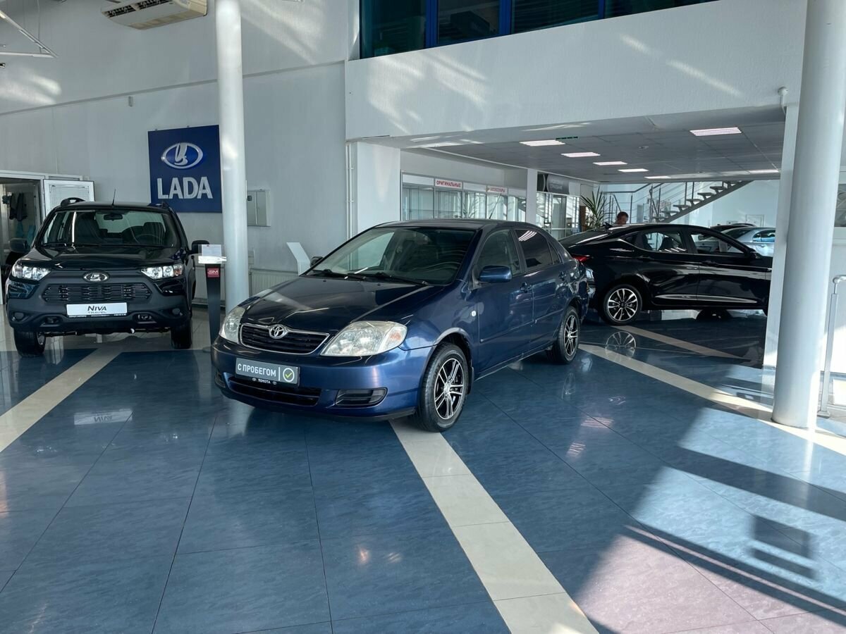 Купить б/у Toyota Corolla IX (E120, E130) Рестайлинг 1.6 MT (110 л.с ...