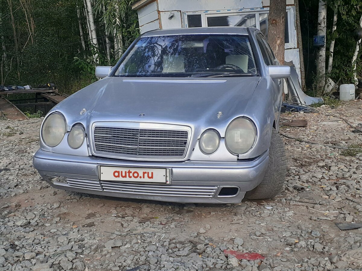 Купить б/у Mercedes-Benz E-Класс II (W210, S210) 240 2.4 AT (170 л.с.) бензин автомат в ...