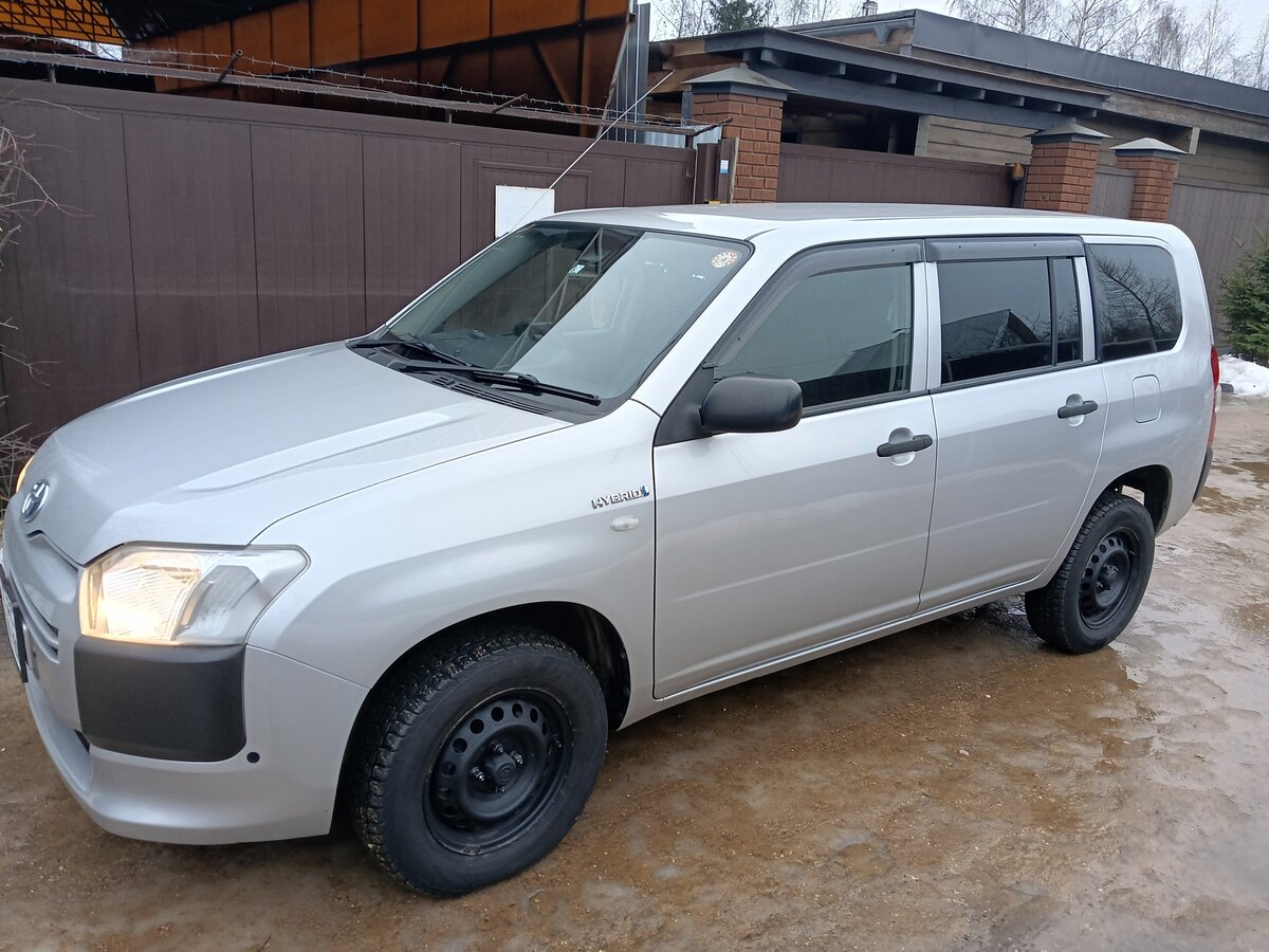 Купить б/у Toyota Probox I Рестайлинг 1.5hyb CVT (74 л.с.) гибрид ...