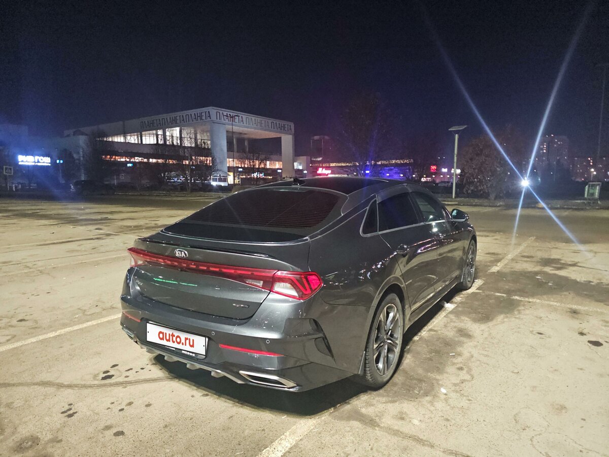 Купить б/у Kia K5 III 2.5 AT (194 л.с.) бензин автомат в Красноярске: серый Киа к5 III седан ...