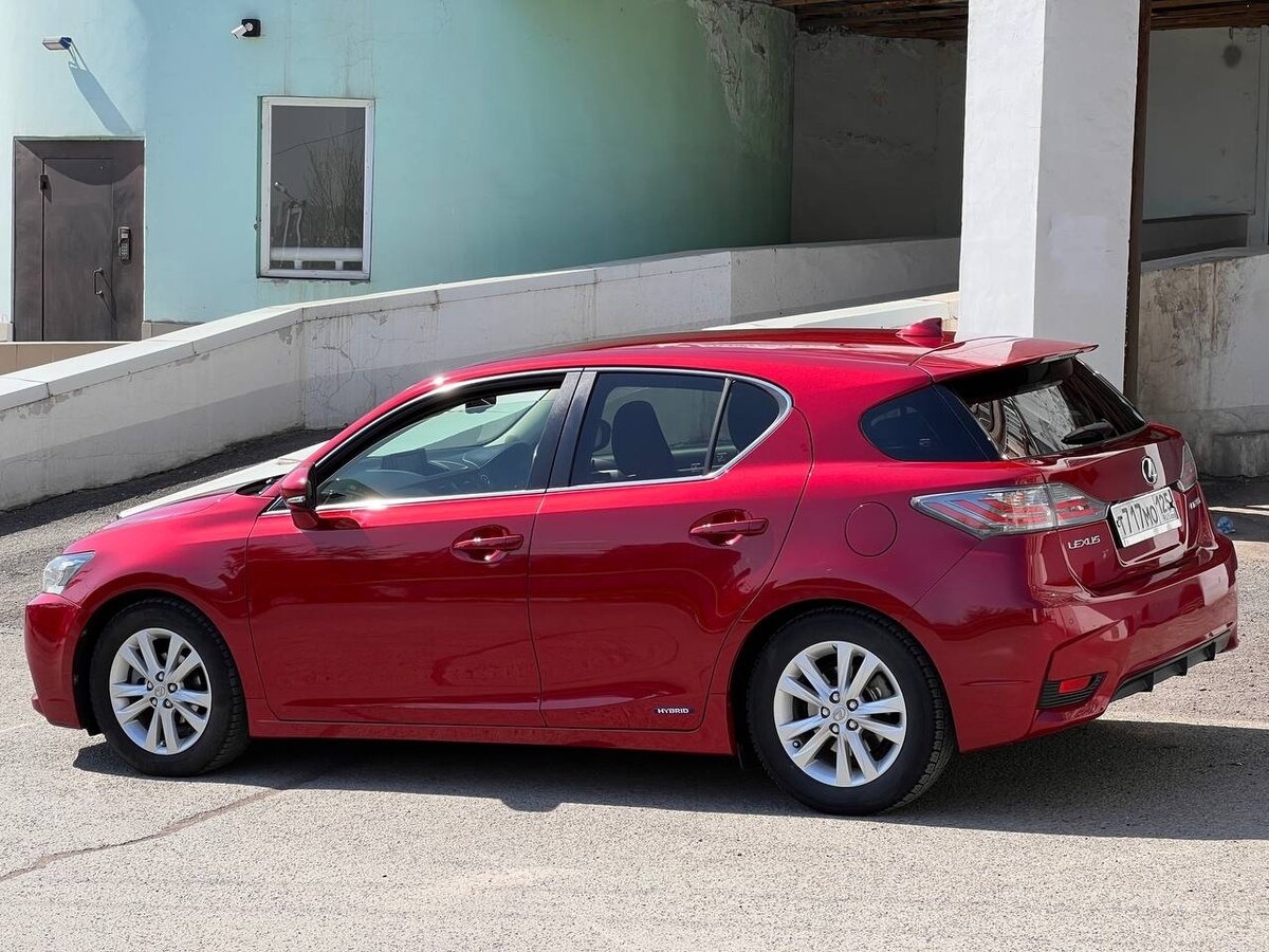 Купить б/у Lexus CT I Рестайлинг 200h 1.8hyb CVT (99 л.с.) гибрид вариатор в Красноярске ...