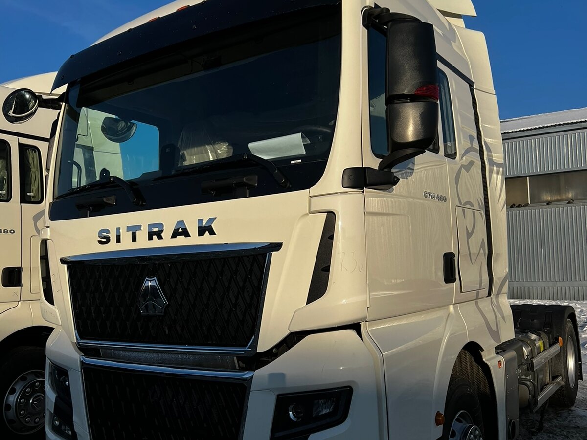 Купить новый Sinotruk Sitrak C7H дизель автомат в Аксае: белый 2024 ...