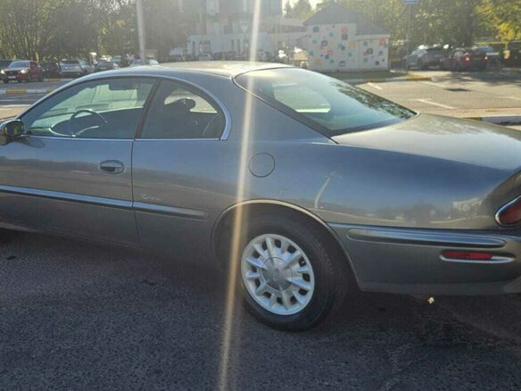 Купить б/у Buick Riviera VIII 3.8 AT (208 л.с.) бензин автомат в Москве ...
