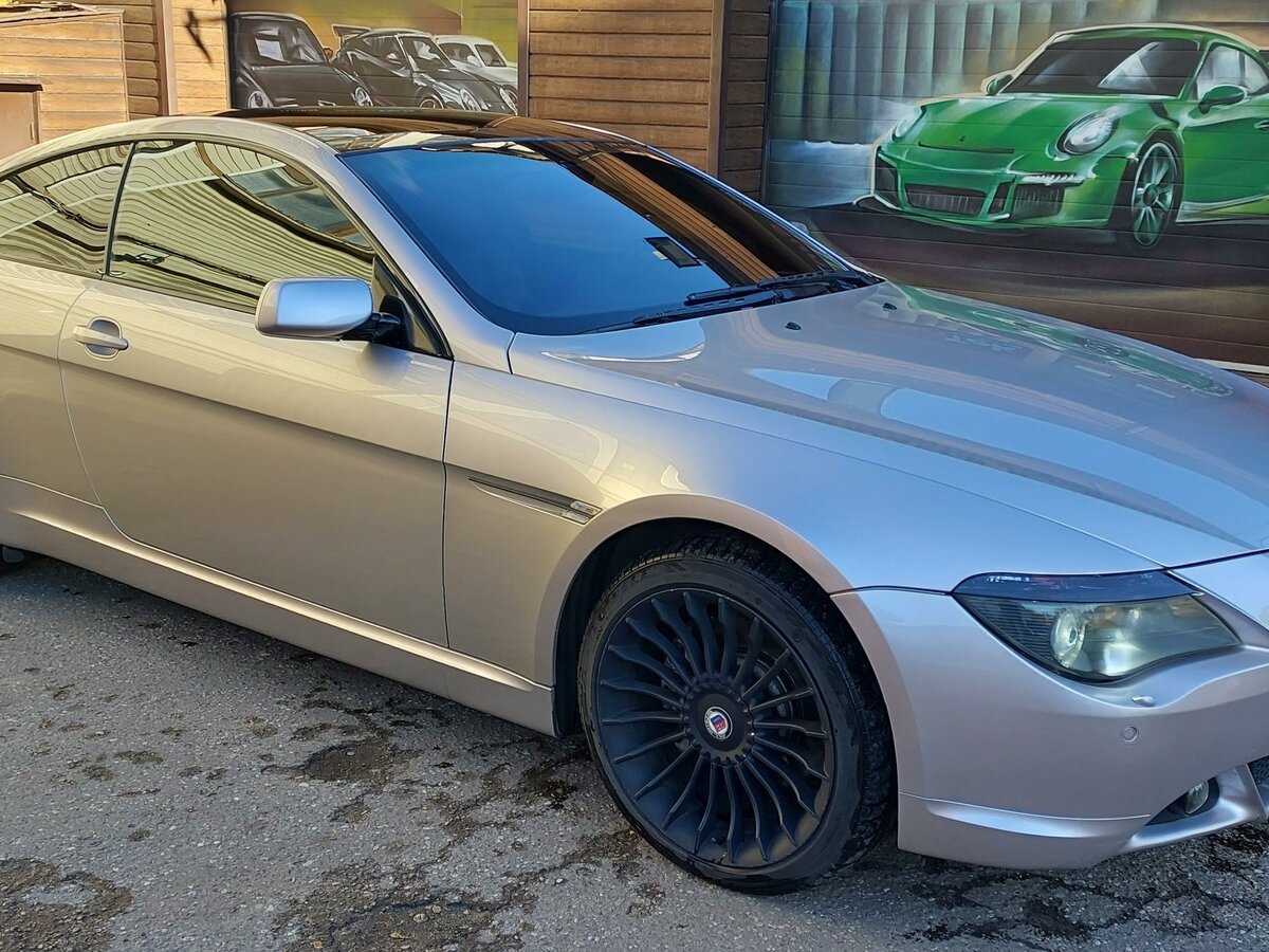 Купить б/у BMW 6 серии II (E63/E64) 650i 4.8 AT (367 л.с.) бензин автомат в Москве: золотистый ...