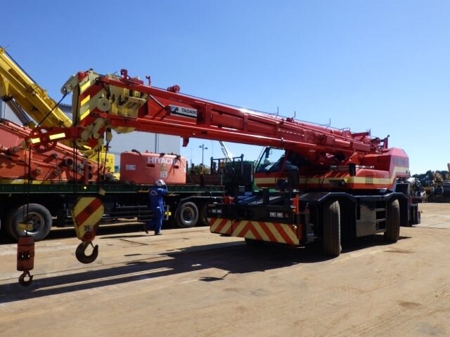 Купить б/у Tadano TL200 в Красноярске: оранжевый 2008 года по цене 6 ...