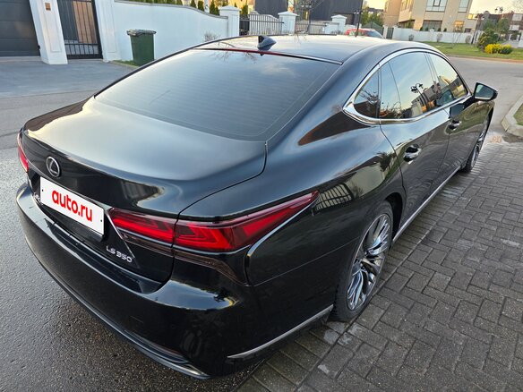 Купить б/у Lexus LS V Рестайлинг 350 3.5 AT (316 л.с.) бензин автомат в Москве: чёрный Лексус лс ...