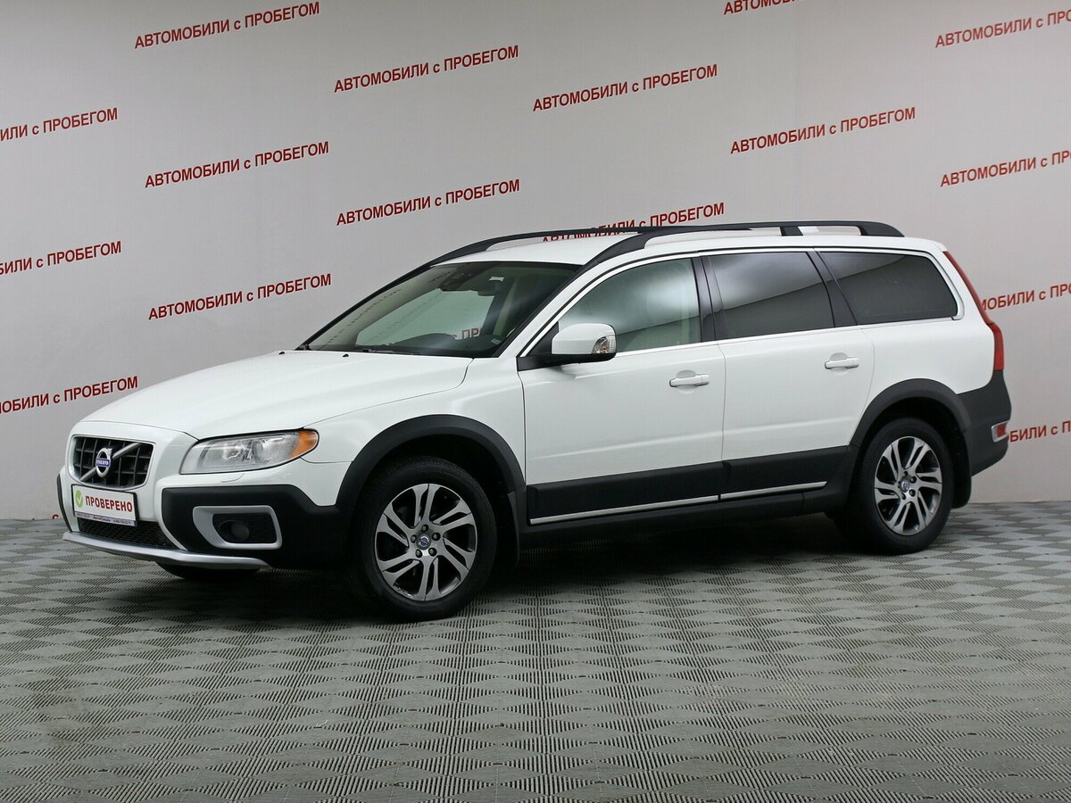 Купить б/у Volvo XC70 II 2.4d AT (215 л.с.) 4WD дизель автомат в Москве: белый Вольво XC70 II ...