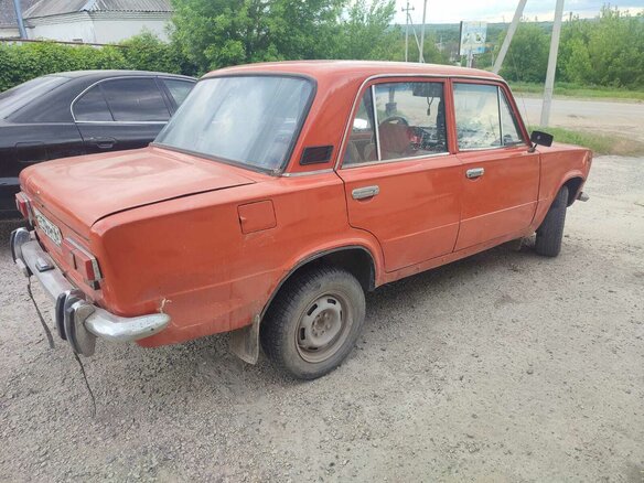 Купить б/у Lada (ВАЗ) 2101 1970-1988 1.2 MT (64 л.с.) бензин механика в Белой Калитве: красный ...