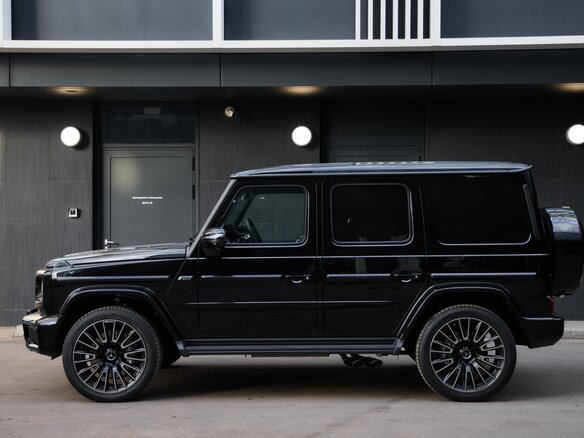 Купить б/у Mercedes-Benz G-Класс AMG II (W465) Рестайлинг 63 AMG 4.0 AT (585 л.с.) 4WD бензин ...