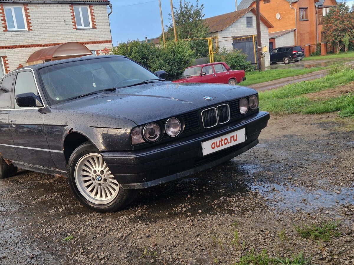 Купить б/у BMW 5 серии III (E34) 525i 2.5 MT (170 л.с.) бензин механика в Екатеринбурге: синий ...