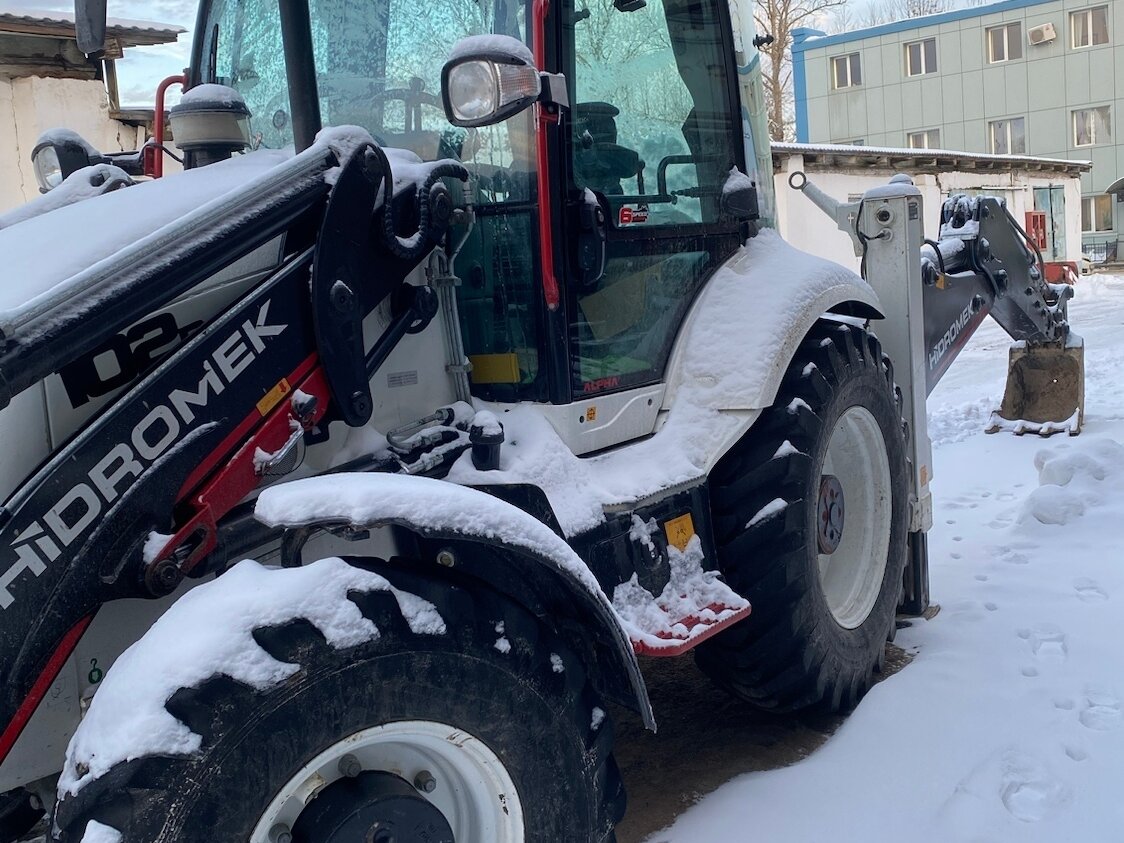 Купить б/у Hidromek HMK 102B в Калуге: экскаватор-погрузчик 2021 года ...