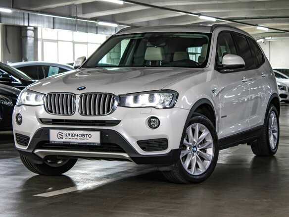 Купить б/у BMW X3 II (F25) Рестайлинг 28i xDrive 2.0 AT (245 л.с.) 4WD ...