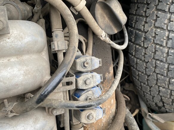 Купить б/у Lada (ВАЗ) 2131 (4x4) I 1.7 MT (83 л.с.) 4WD бензин механика ...