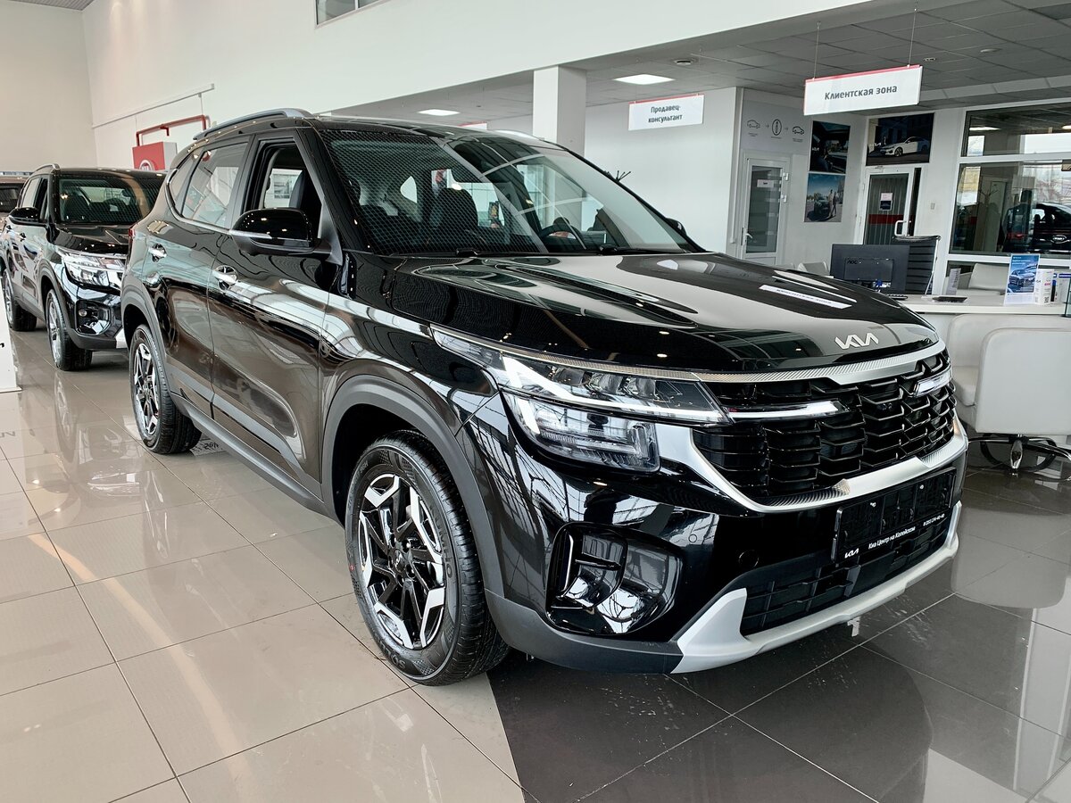 Купить новый Kia KX3 2019-2023 1.5 CVT (115 л.с.) бензин вариатор в Челябинске: чёрный Киа ...