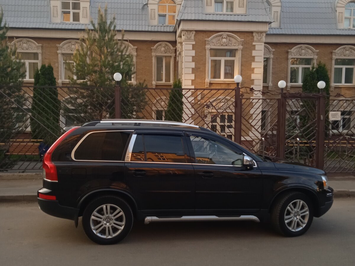 Купить б/у Volvo XC90 I Рестайлинг 2.4d AT (185 л.с.) 4WD дизель автомат в Москве: чёрный Вольво ...
