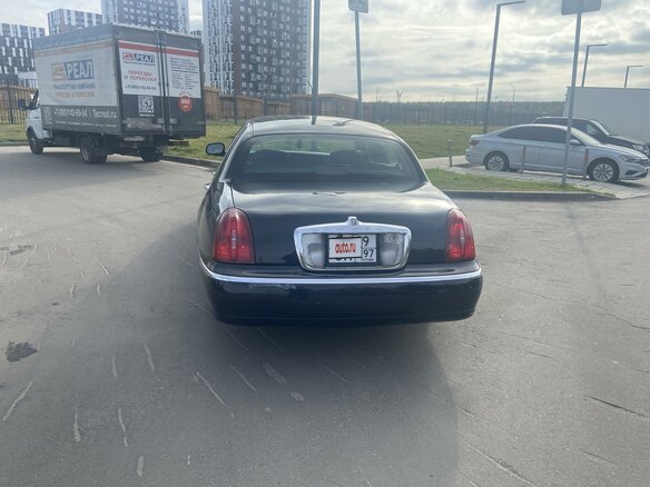 Купить б/у Lincoln Town Car III 4.6 AT (223 л.с.) бензин автомат в ...