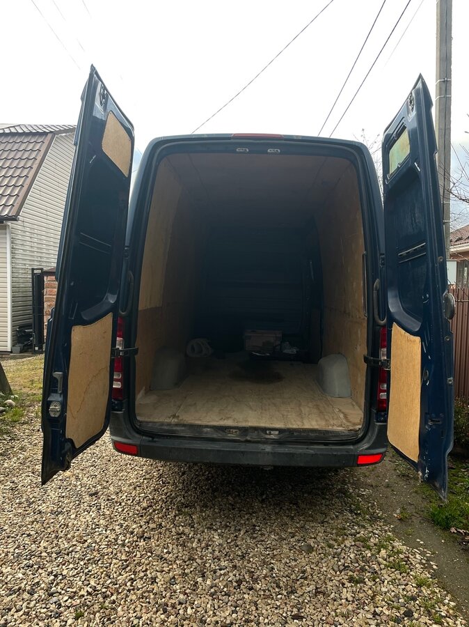 Купить б/у Mercedes-Benz Sprinter дизель механика в Пскове: синий ...