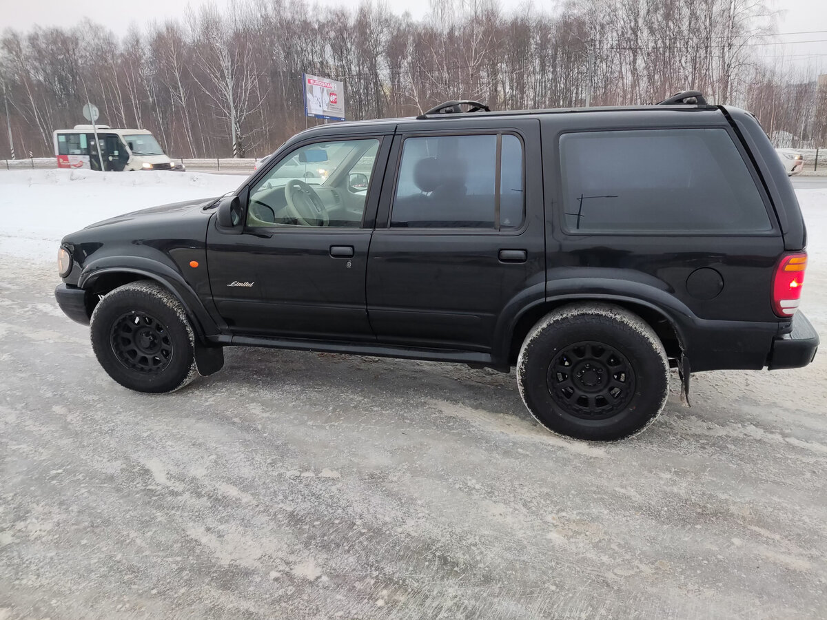 Купить б/у Ford Explorer II 4.0 AT (205 л.с.) 4WD бензин автомат в ...