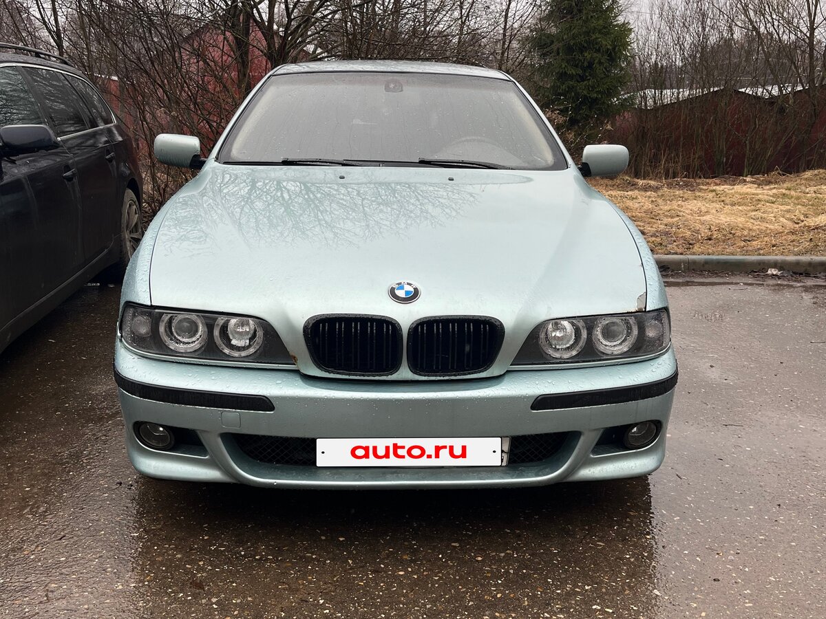 Купить б/у BMW 5 серии IV (E39) 528i 2.8 AT (193 л.с.) бензин автомат в Одинцово: белый БМВ 5 ...