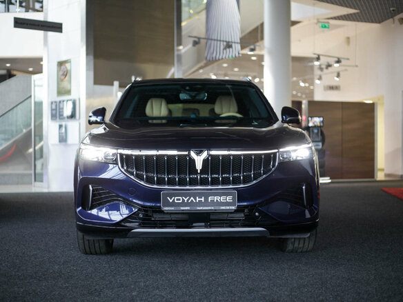 Купить б/у Voyah Free I EVR 1.5hyb AT (693 л.с.) 4WD гибрид автомат в Заречье: синий Воя Фри I ...