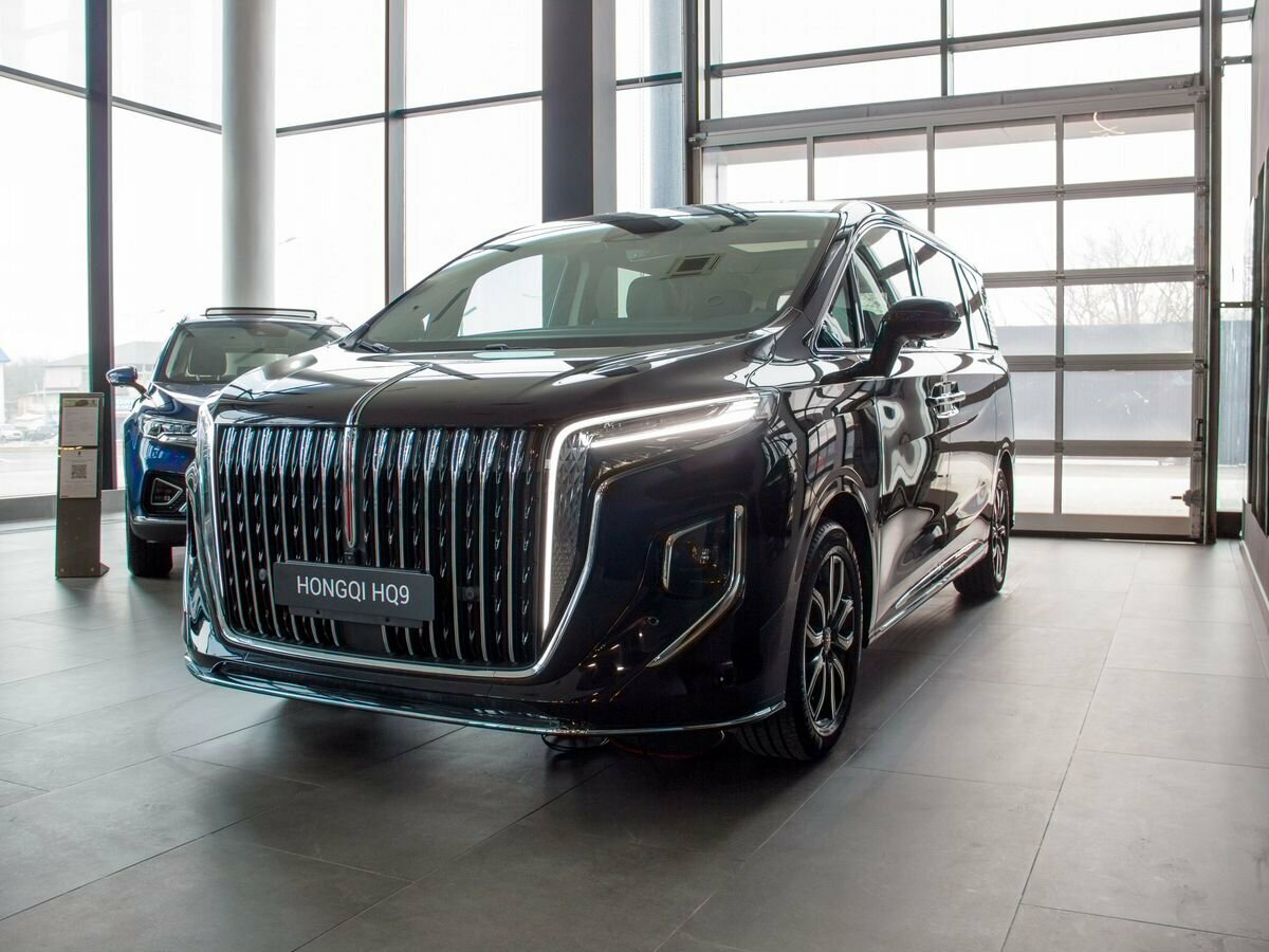 Купить новый Hongqi HQ9 2022-2025 2.0 AT (245 л.с.) бензин автомат в Самаре: фиолетовый Хончи ...