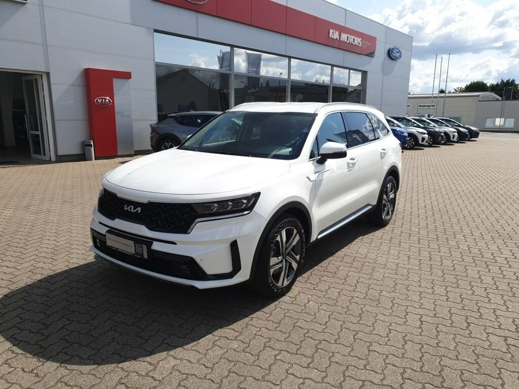 Купить б/у Kia Sorento IV 2.2d AMT (194 л.с.) 4WD дизель робот в Хабаровске: белый Киа Соренто ...