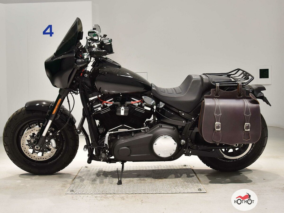 Купить б/у Harley-Davidson Fat Bob инжектор 6 передач в Москве: чёрный ...