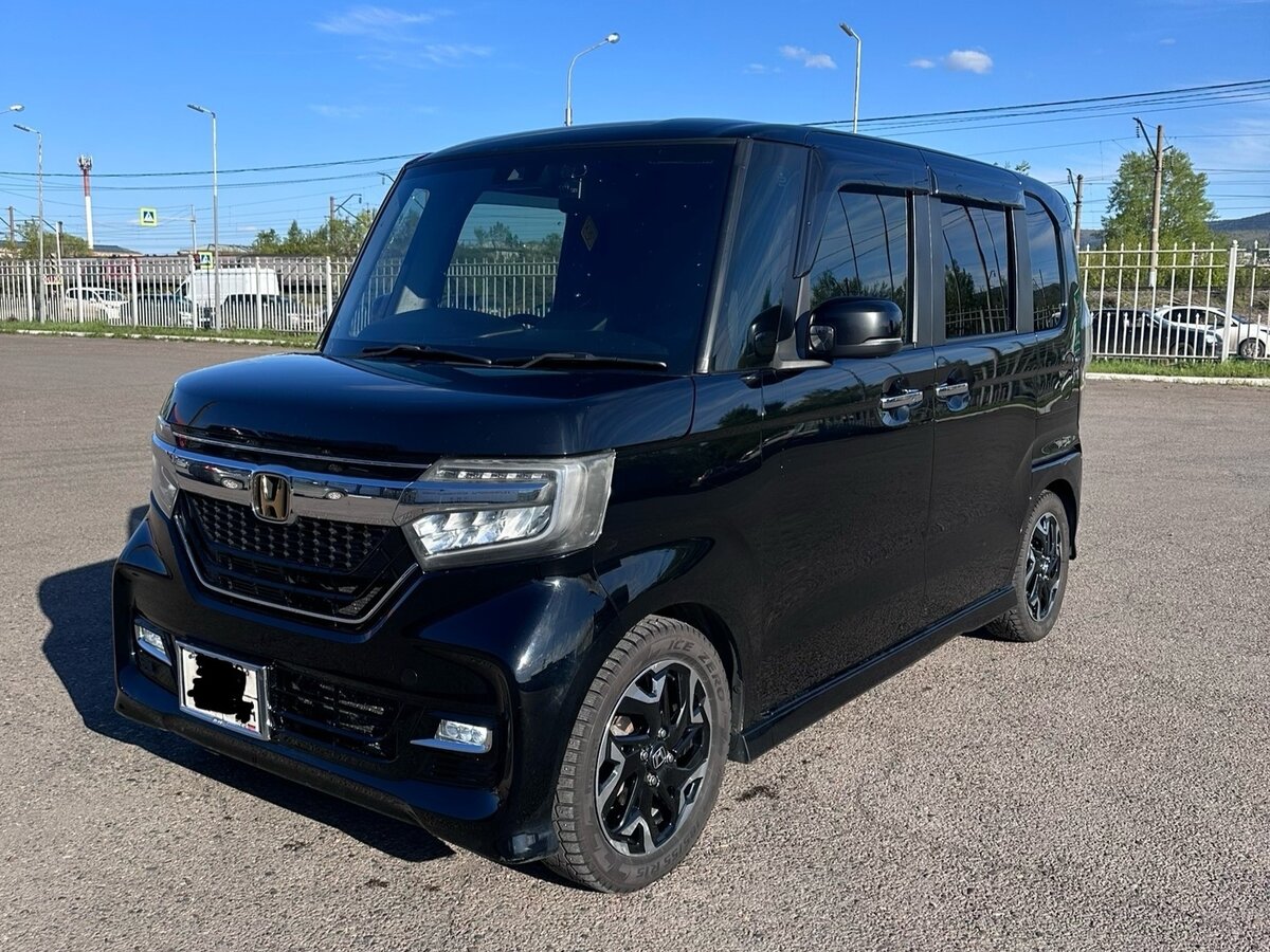 Купить б/у Honda N-BOX II 0.7 CVT (64 л.с.) бензин вариатор в Красноярске: чёрный Хонда н-бокс ...