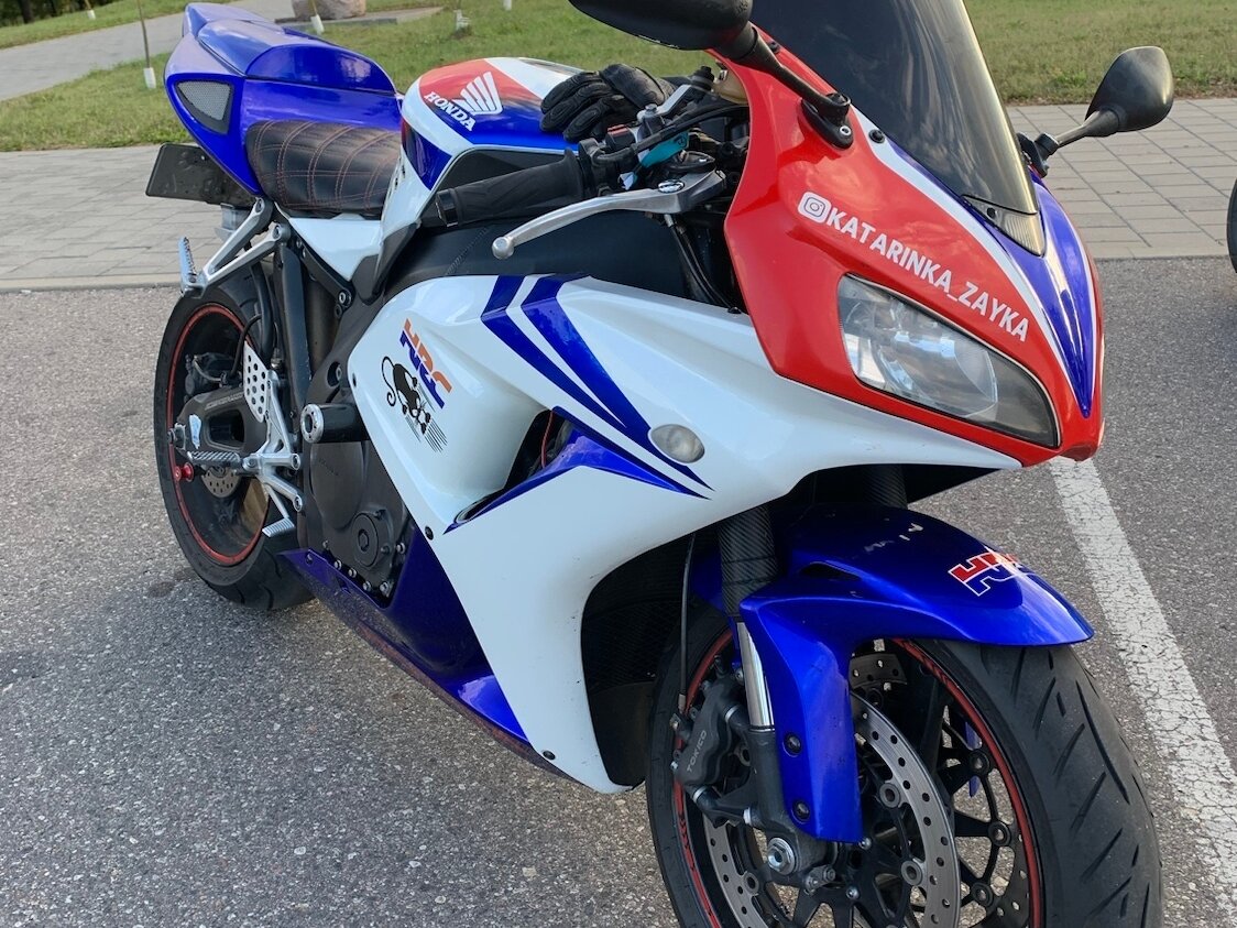 Купить б/у Honda CBR 1000 RR/RA Fireblade инжектор в Гродно: красный ...