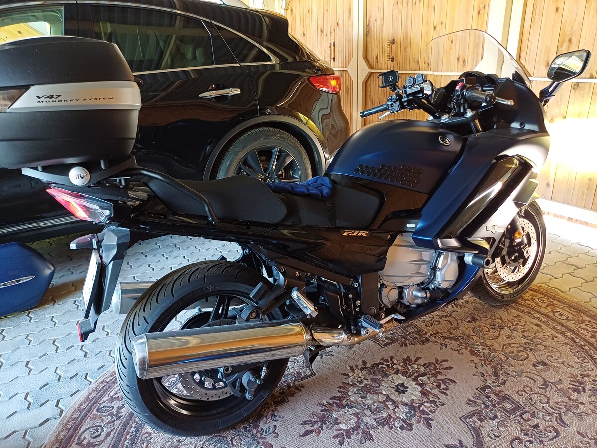 Купить б/у Yamaha FJR1300 инжектор 6 передач в Павлово: синий спорт ...