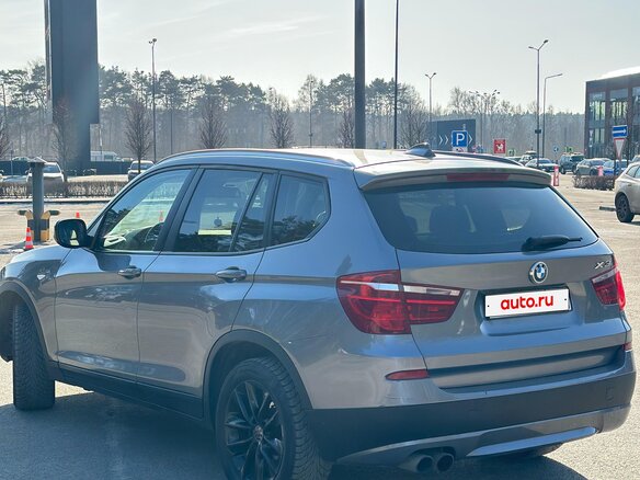 Купить б/у BMW X3 II (F25) 28i xDrive 2.0 AT (245 л.с.) 4WD бензин ...