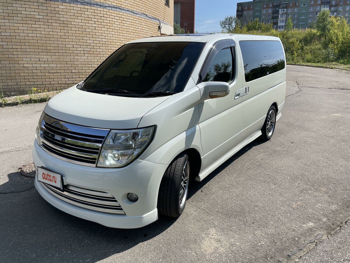 Купить б/у Nissan Elgrand II (E51) 3.5 AT (240 л.с.) 4WD бензин автомат в Нижнем Новгороде ...
