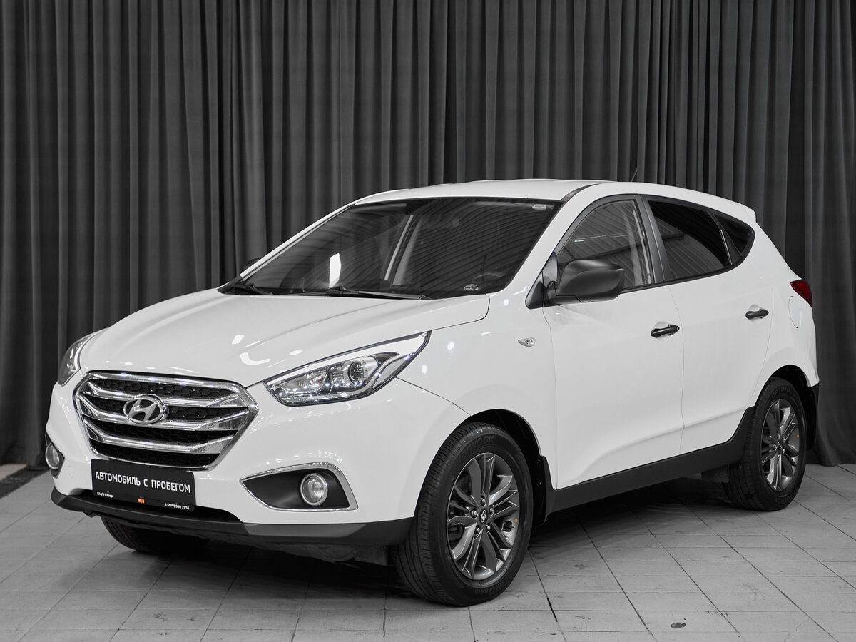 Купить б/у Hyundai ix35 I Рестайлинг 2.0 MT (150 л.с.) бензин механика в Москве: белый Хендэ ...