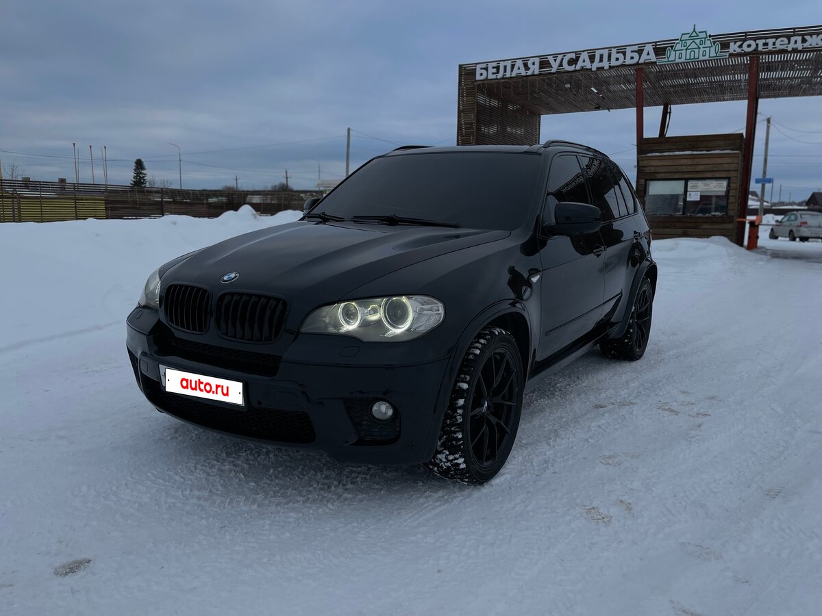 Купить б/у BMW X5 II (E70) Рестайлинг 50i 4.4 AT (407 л.с.) 4WD бензин автомат в Уфе: чёрный БМВ ...