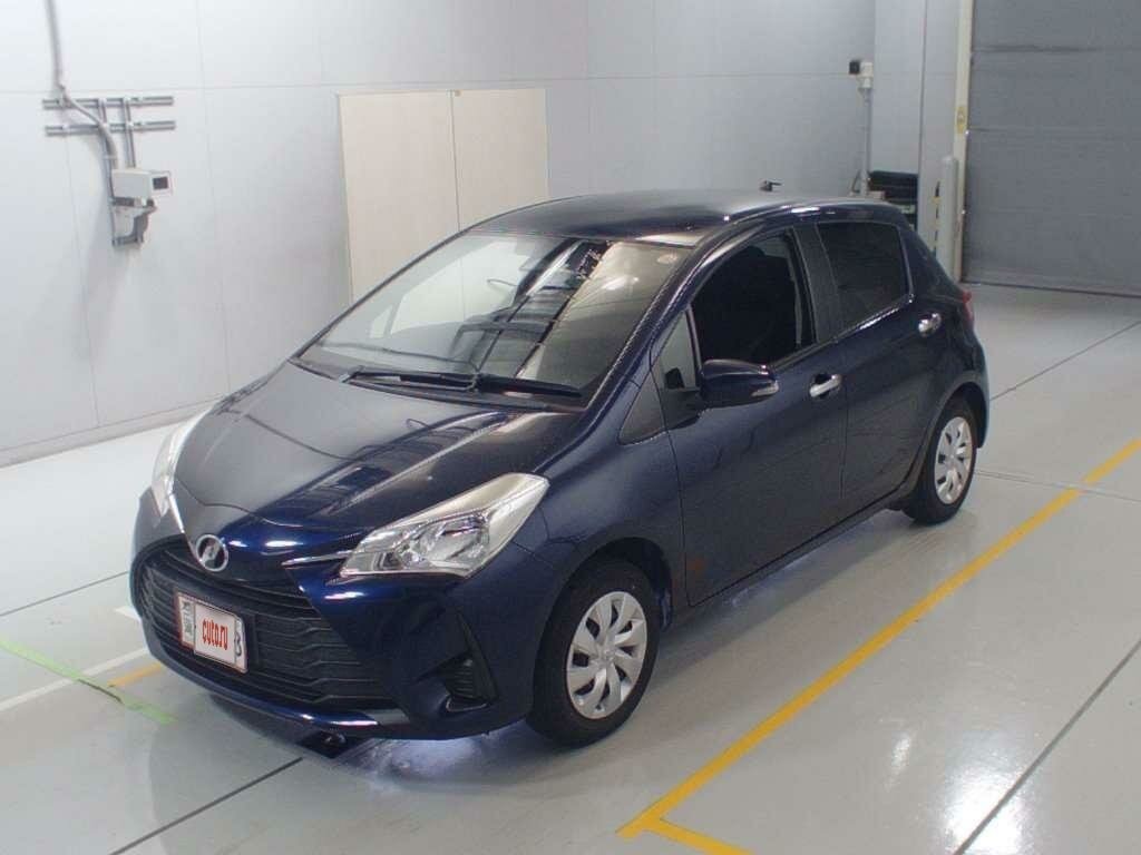 Купить б/у Toyota Vitz III (XP130) Рестайлинг 2 1.0 CVT (69 л.с ...