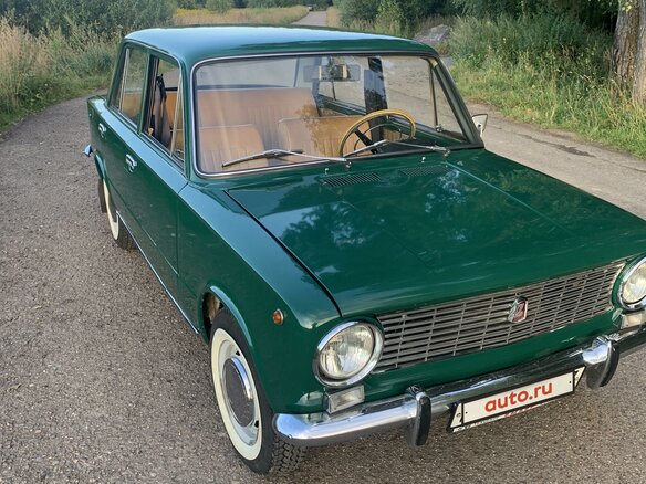 Купить б/у Lada (ВАЗ) 2101 1970-1988 1.2 MT (59 л.с.) бензин механика в Отрадном: зелёный Лада ...