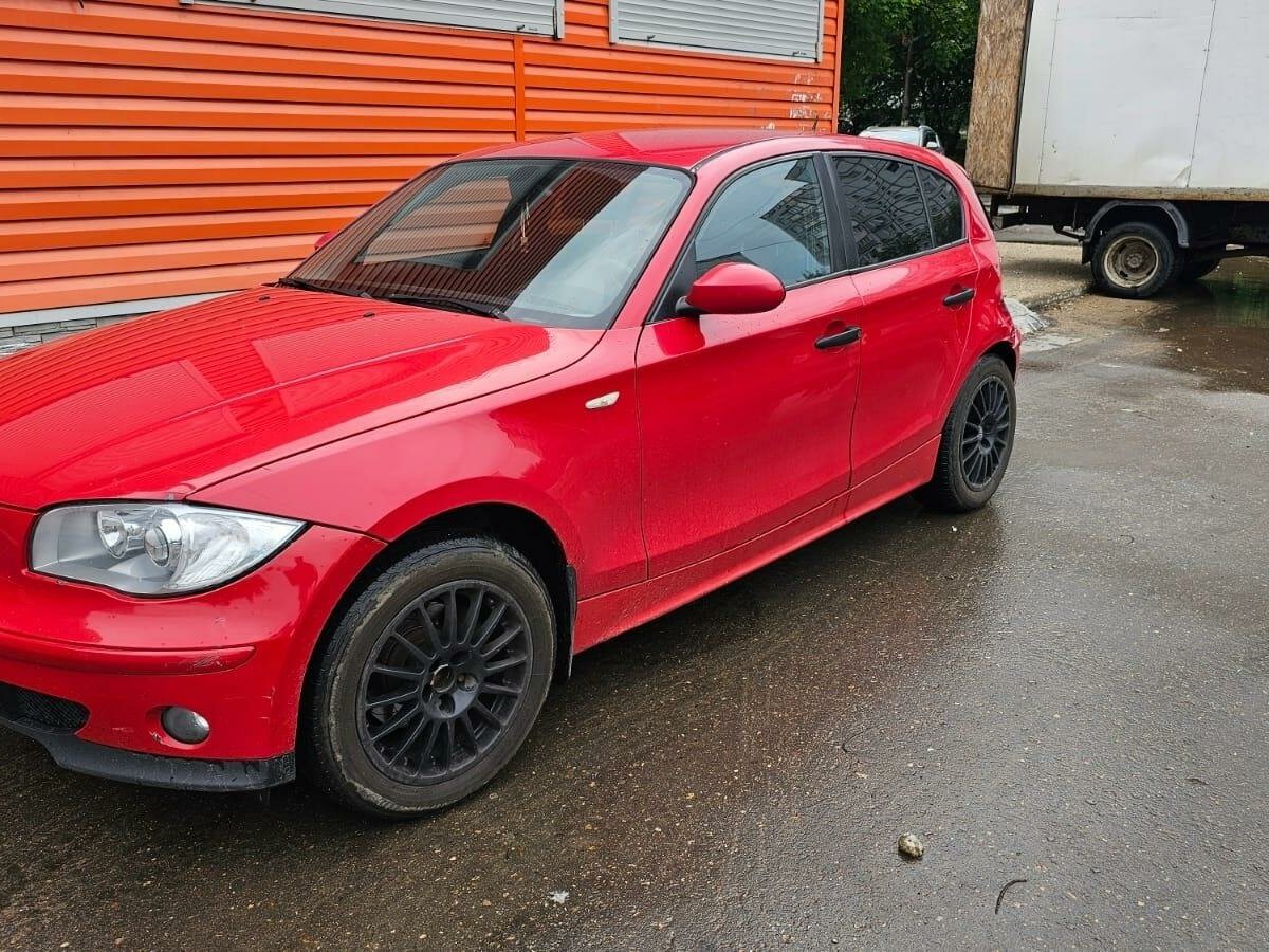 Купить б/у BMW 1 серии I (E81/E82/E87/E88) 118i 2.0 AT (129 л.с.) бензин автомат в Больших ...