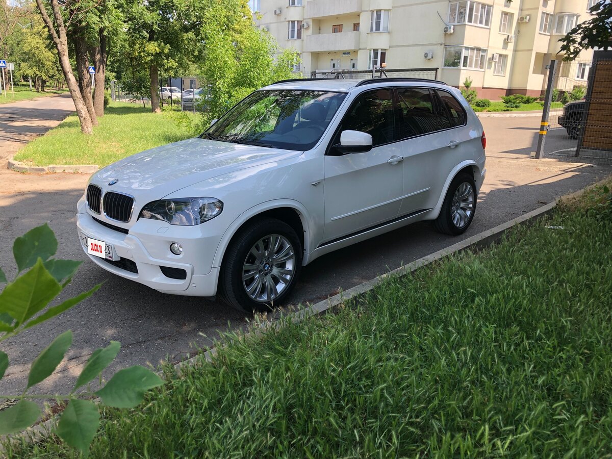 Купить б/у BMW X5 II (E70) 30d 3.0d AT (235 л.с.) 4WD дизель автомат в Краснодаре: белый БМВ Х5 ...