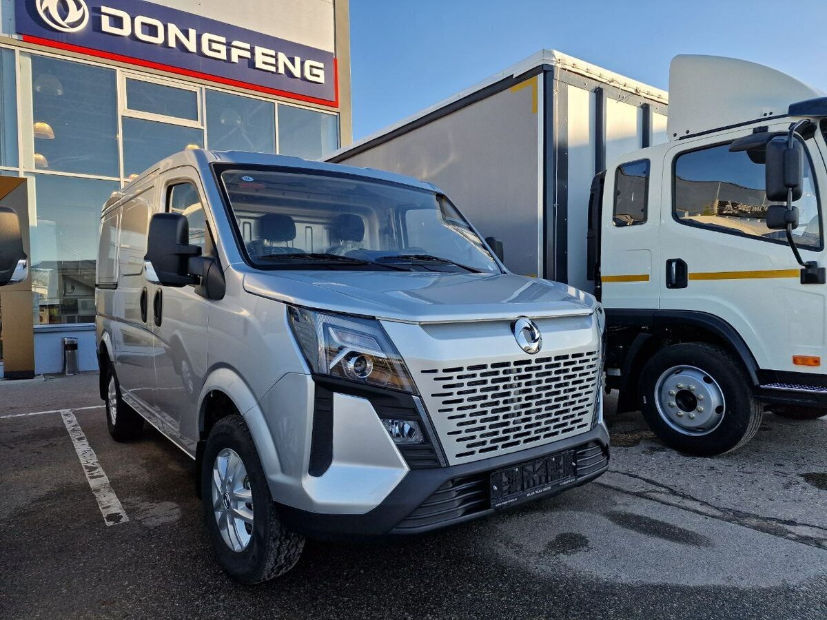 Купить новый Dongfeng K32 дизель механика в Павловской Слобода: серебристый цельнометаллический ...