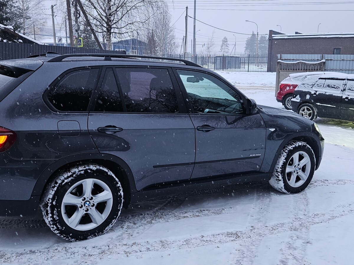 Купить б/у BMW X5 II (E70) Рестайлинг 30d 3.0d AT (245 л.с.) 4WD дизель ...