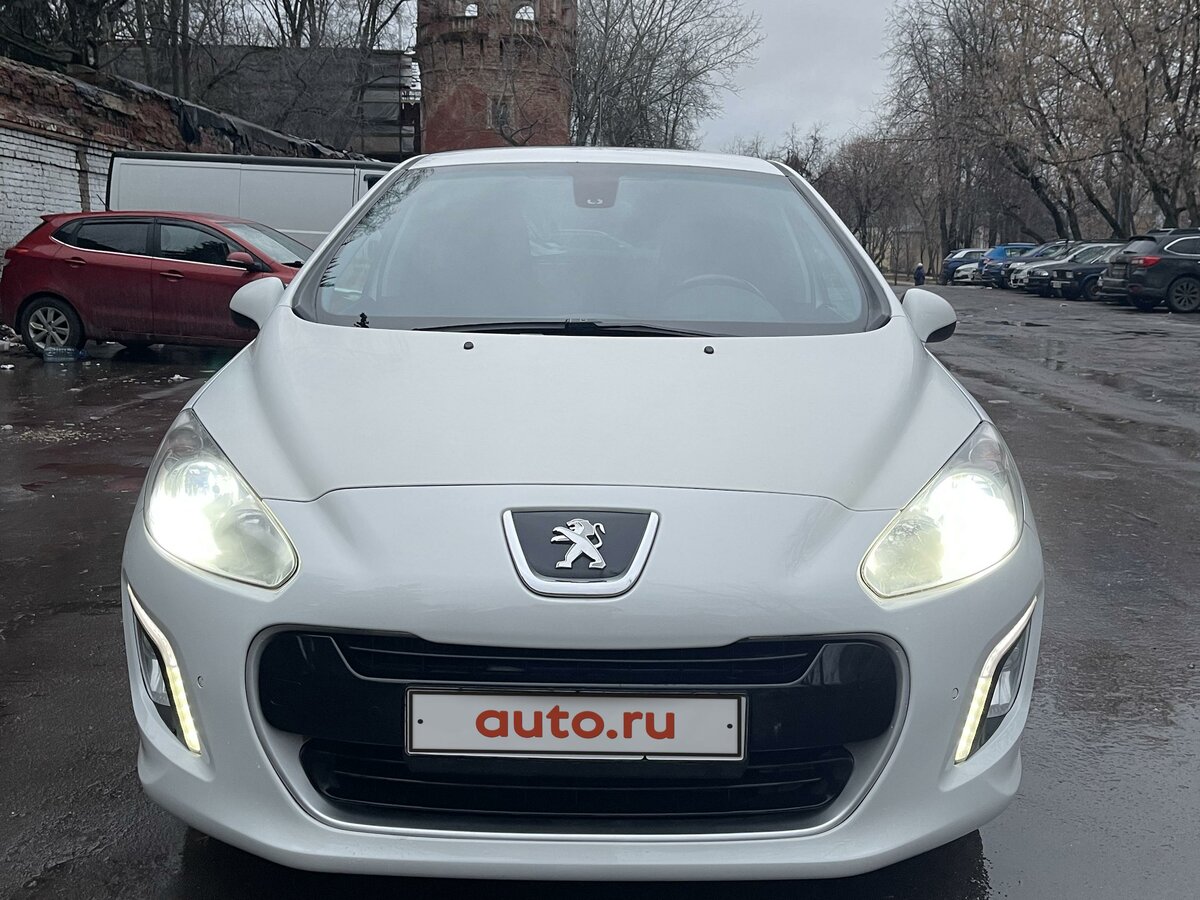 Купить б/у Peugeot 308 I Рестайлинг 1.6 AT (150 л.с.) бензин автомат в ...