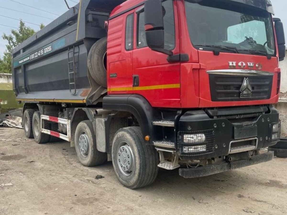 Купить б/у Sinotruk Howo T5G дизель механика в Самаре: красный самосвал ...