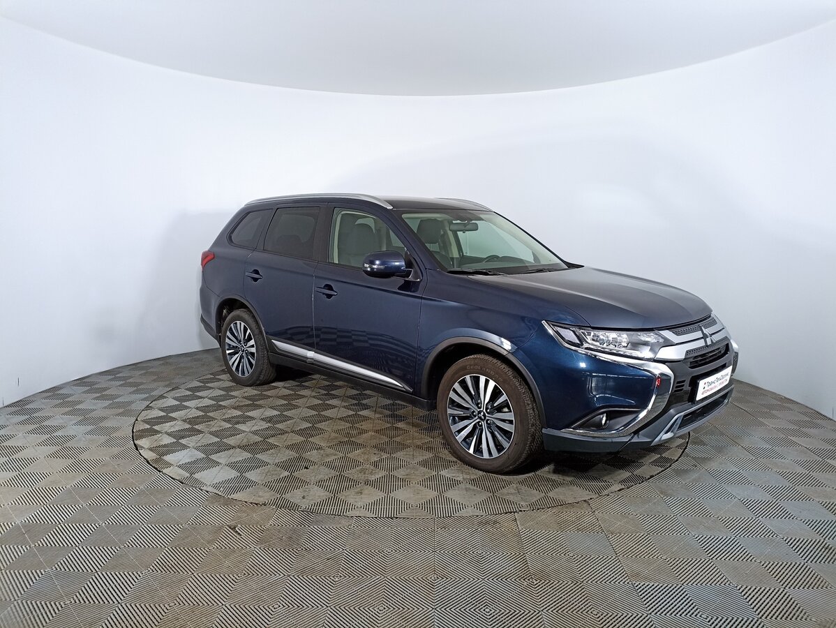 Купить б/у Mitsubishi Outlander III Рестайлинг 3 2.0 CVT (146 л.с.) 4WD ...