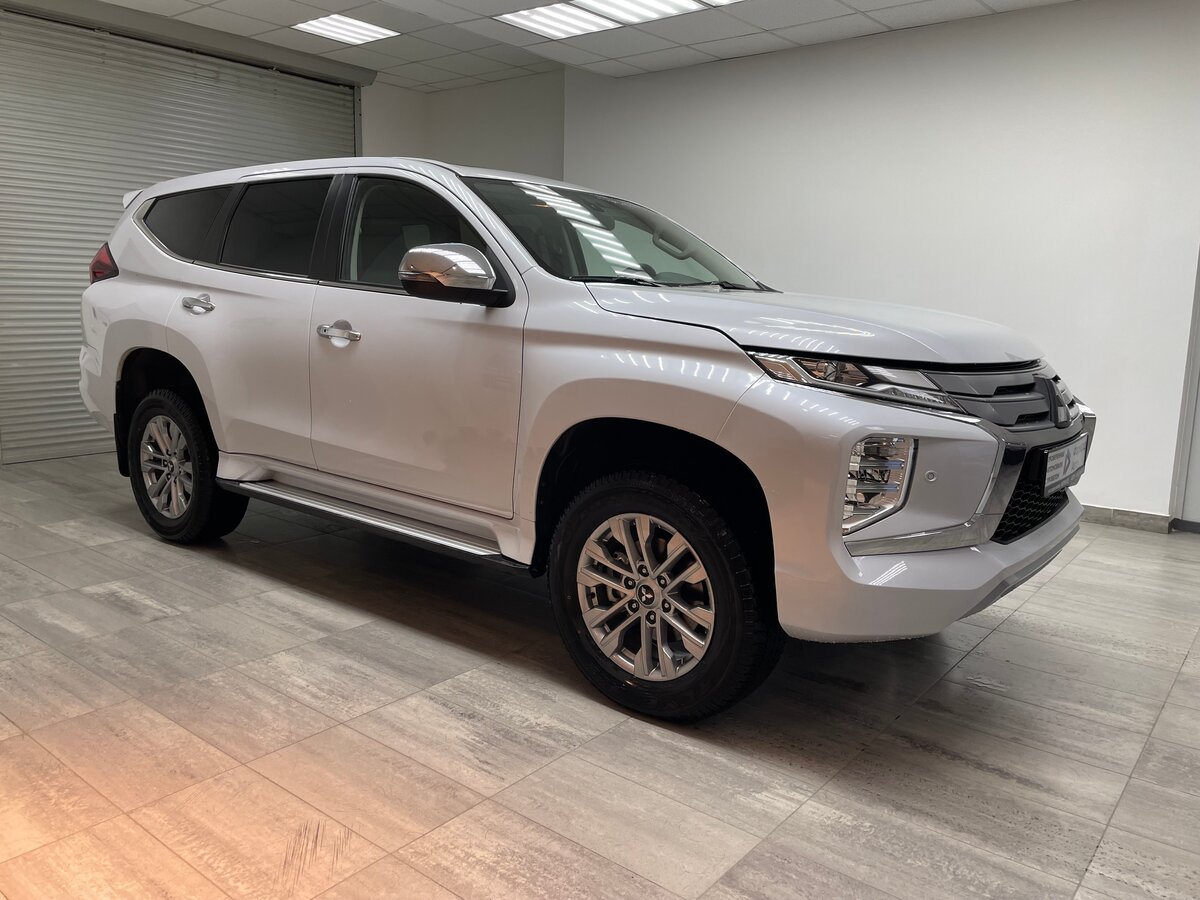 Купить б/у Mitsubishi Pajero Sport III Рестайлинг 3.0 AT (209 л.с.) 4WD ...